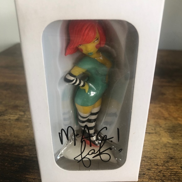 MAC Cosmetics | Accents | Fafi X Mac Doll Eriko Fafinette Collector ...